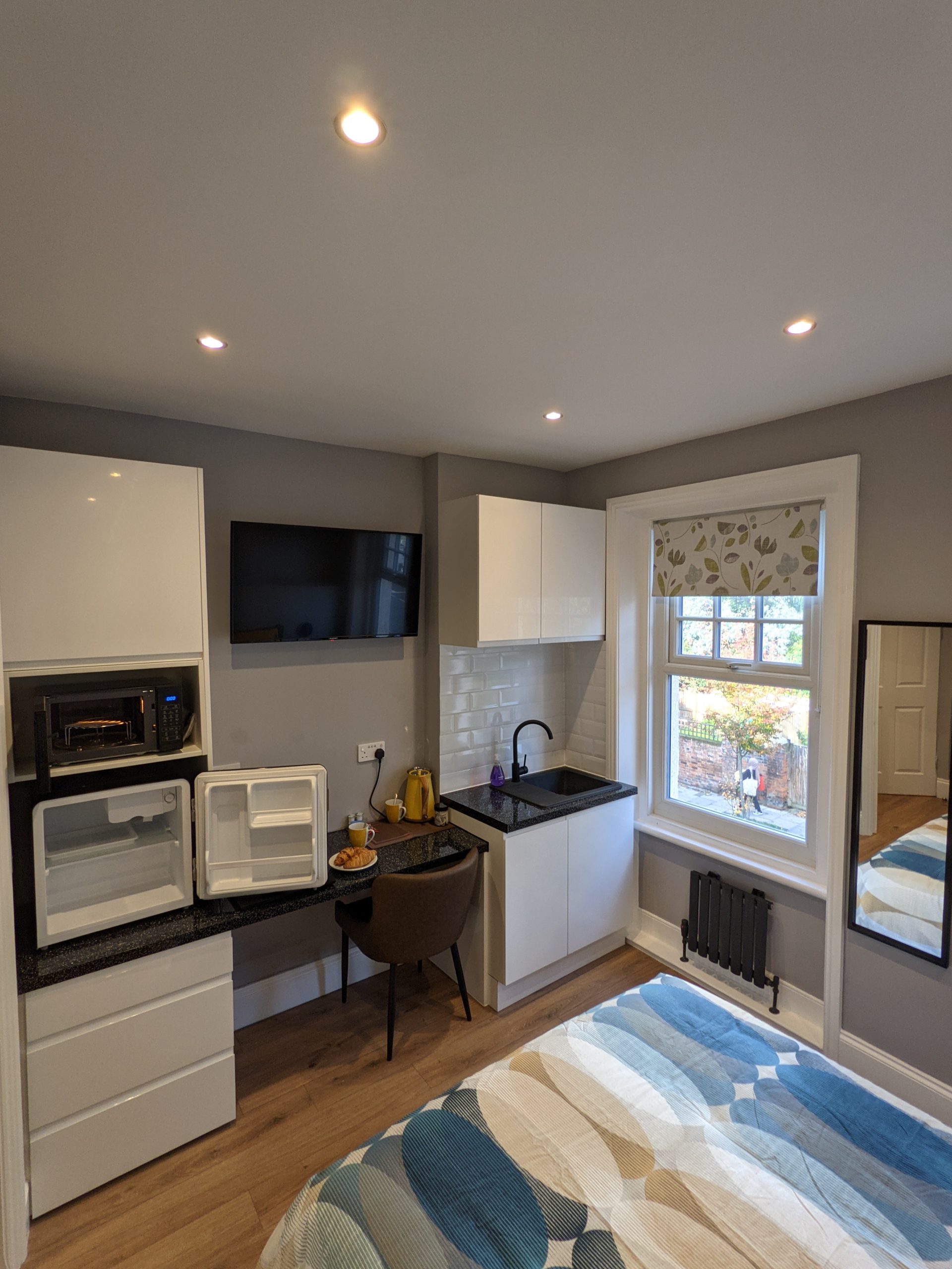 Accommodation - Welcome to Charlotte Guest House